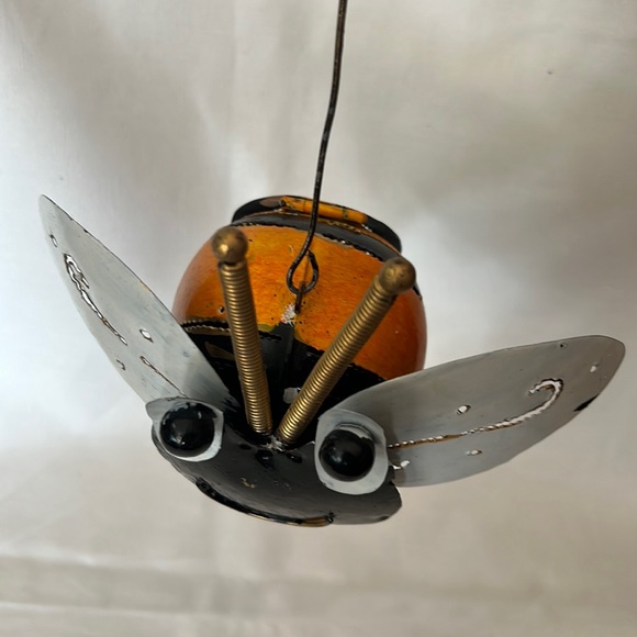 Accents | Metal Bee With Hanger | Poshmark
